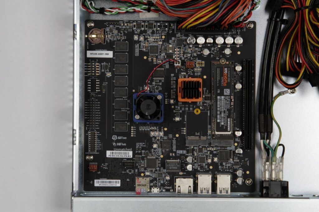 Researchers Benchmark Experimental RISC-V Supercomputer | Tom's Hardware