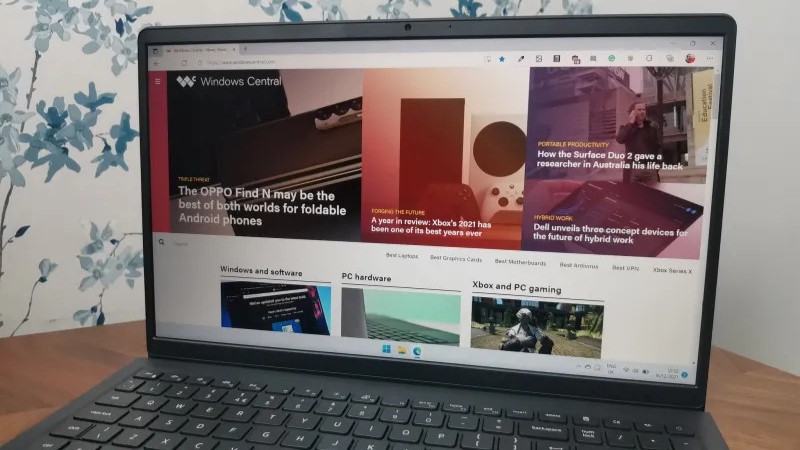 Best laptops for Zoom meetings 2023: Webcams and microphones for work ...