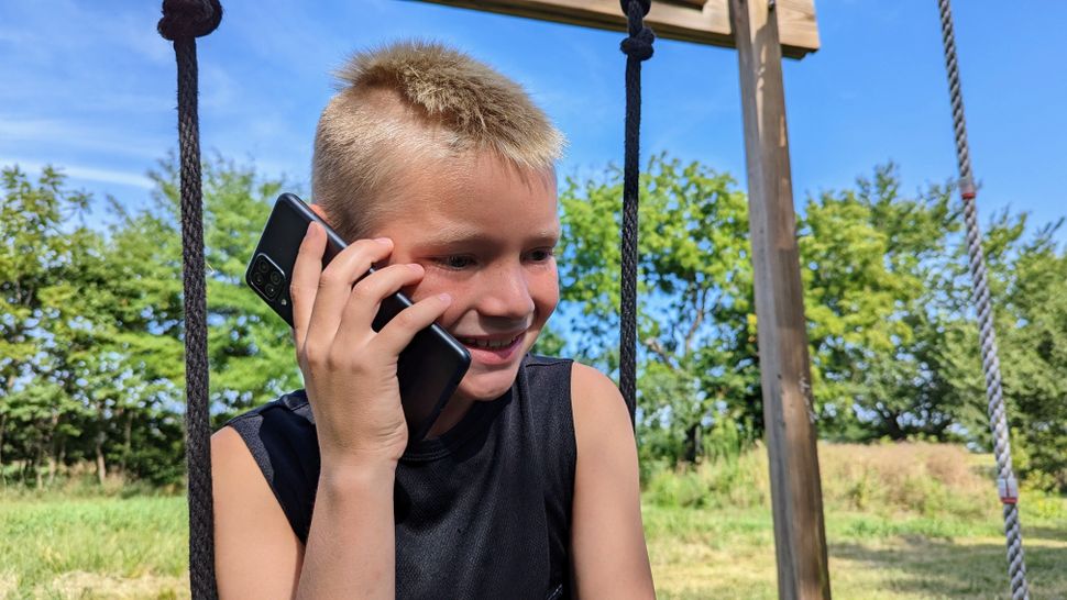 Troomi kids smartphone review: A smartphone experience tailored for ...