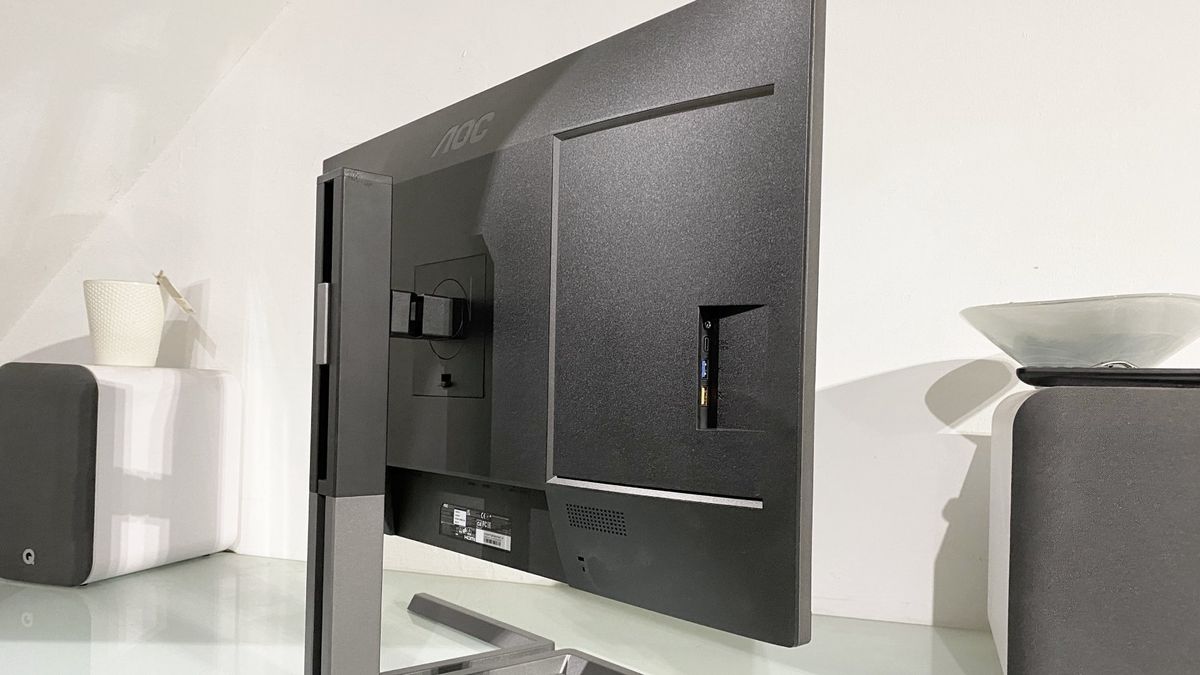 AOC Graphic Pro U32U3CV monitor review | TechRadar