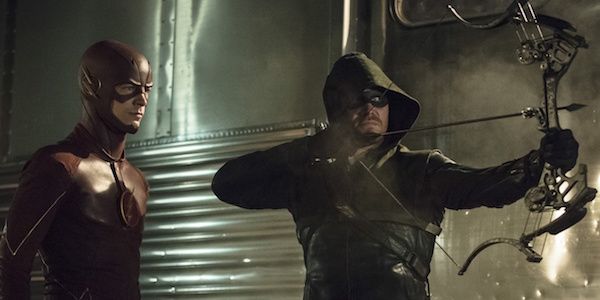 The Clever Plan To Keep Arrow, The Flash And The Spinoff All Connected ...