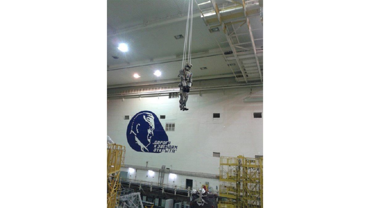 Russia's Skybot F-850 Humanoid Robot for Space in Photos | Space