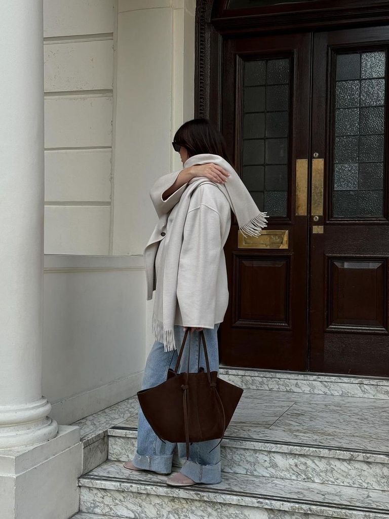 11 Classic European Outfits That Radiate Elegance and Good Taste | Who ...