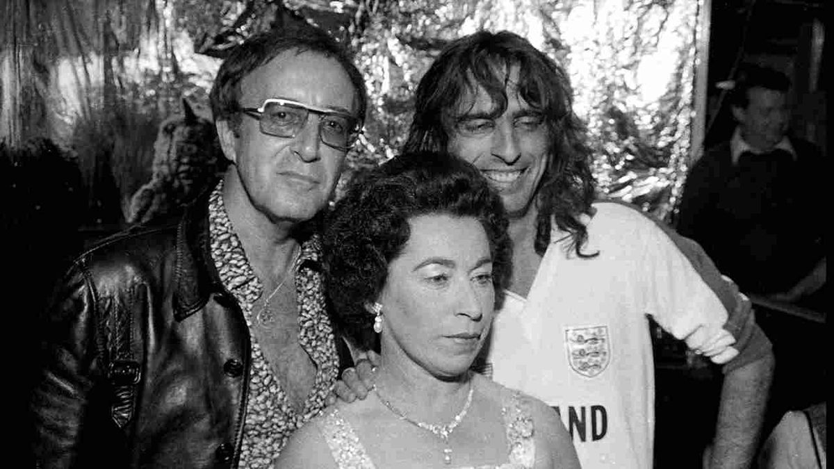 Alice Cooper’s Welcome To My Nightmare: the story behind the album | Louder