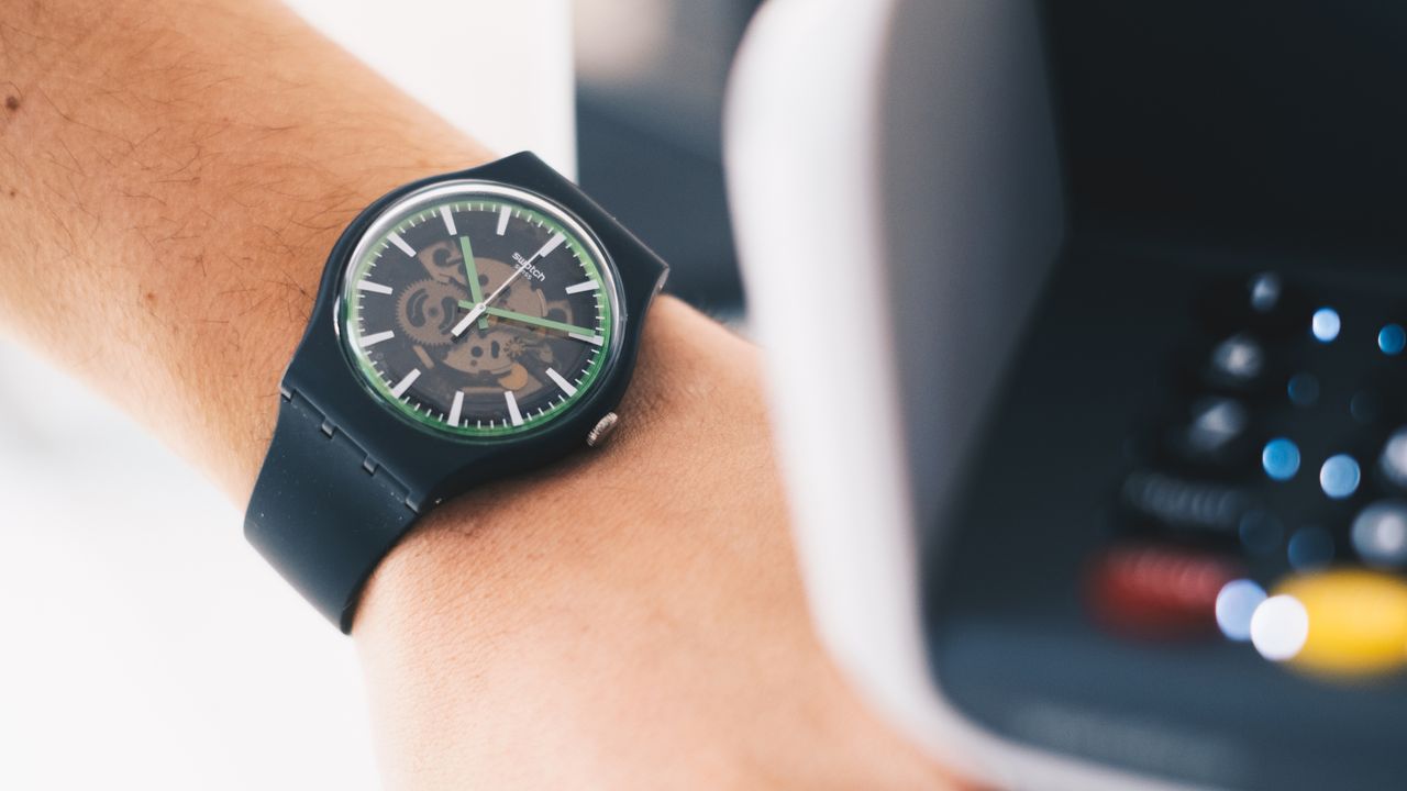 I spent an entire day only paying for things with a Swatch and ...