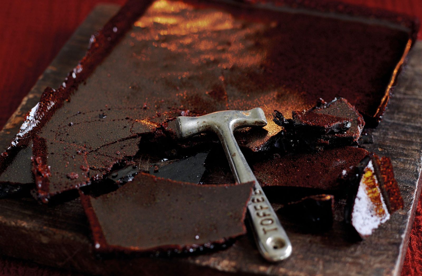 Treacle toffee | British Recipes | GoodtoKnow