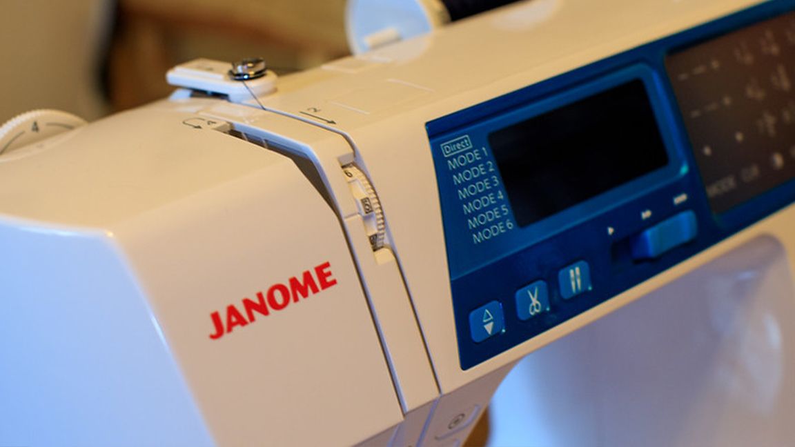 Janome 5270QDC review | Creative Bloq