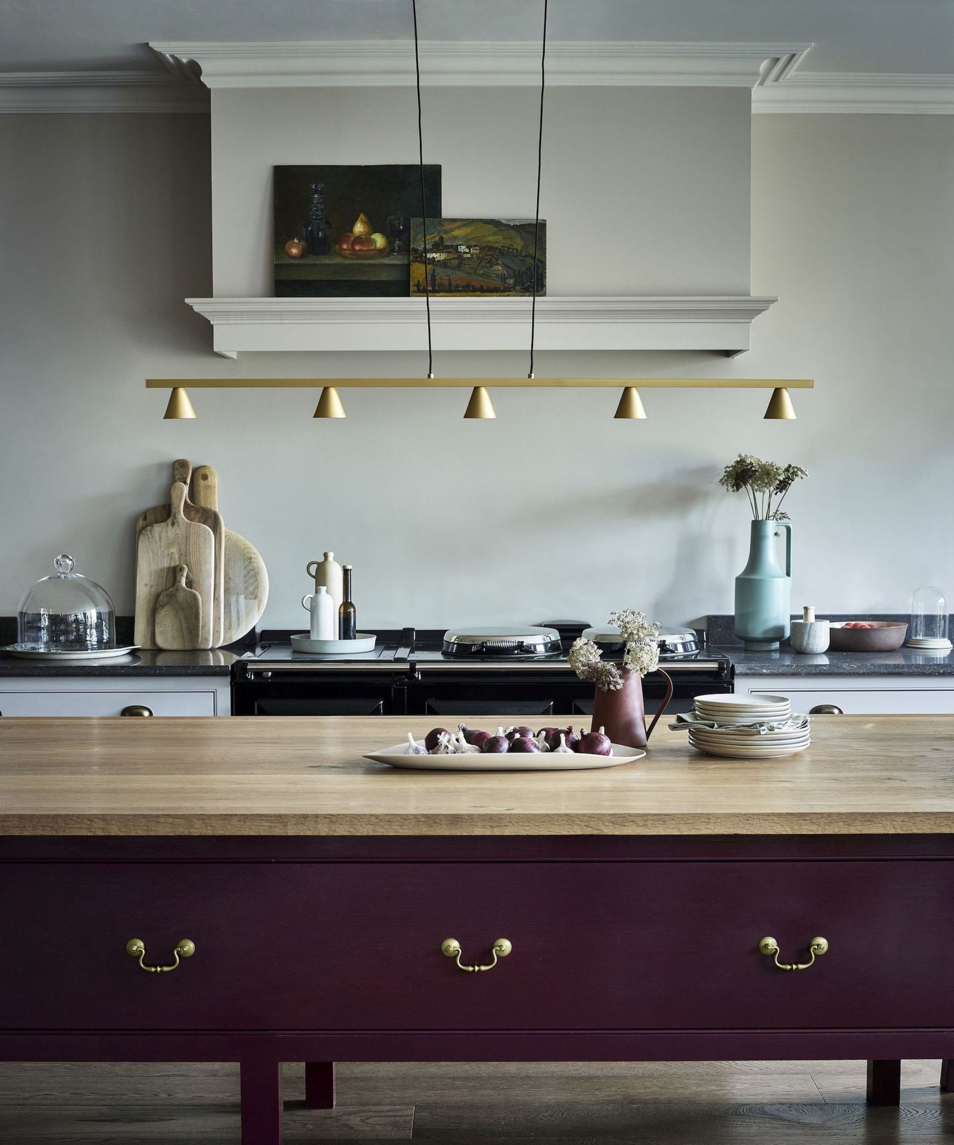 How to layer lighting – expert tips for every room | Homes and Gardens