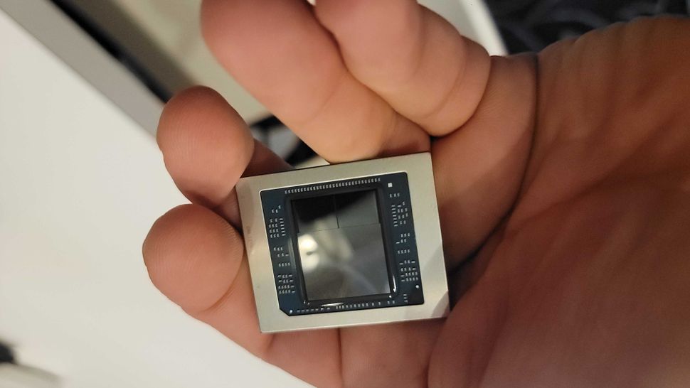 Here's all the silicon AMD launched at CES 2025 - family die photos of Strix Halo, Krackan Point ...