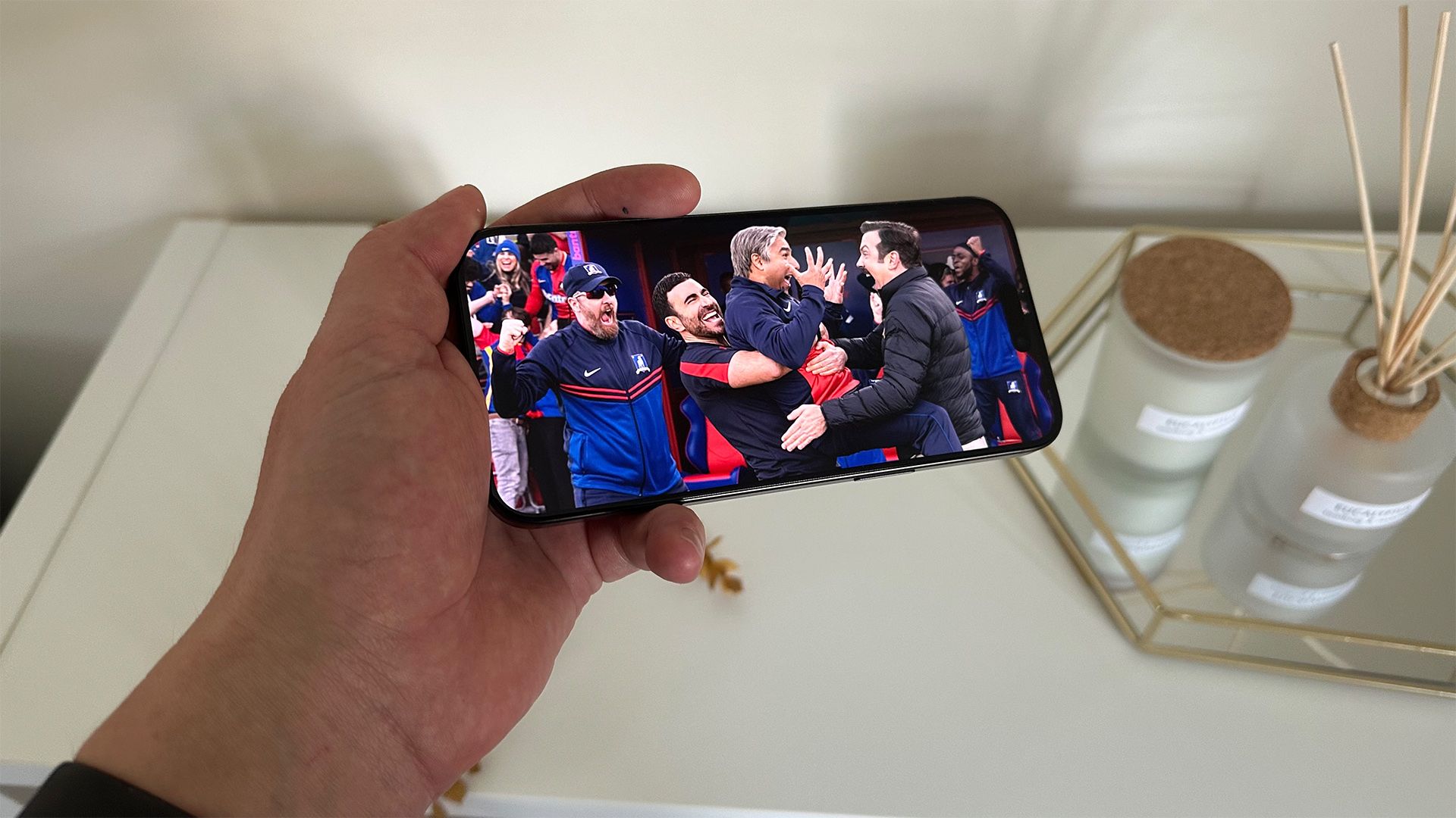 Apple is fixing the iPhone 15's OLED "screen burn-in" issue | What Hi-Fi?