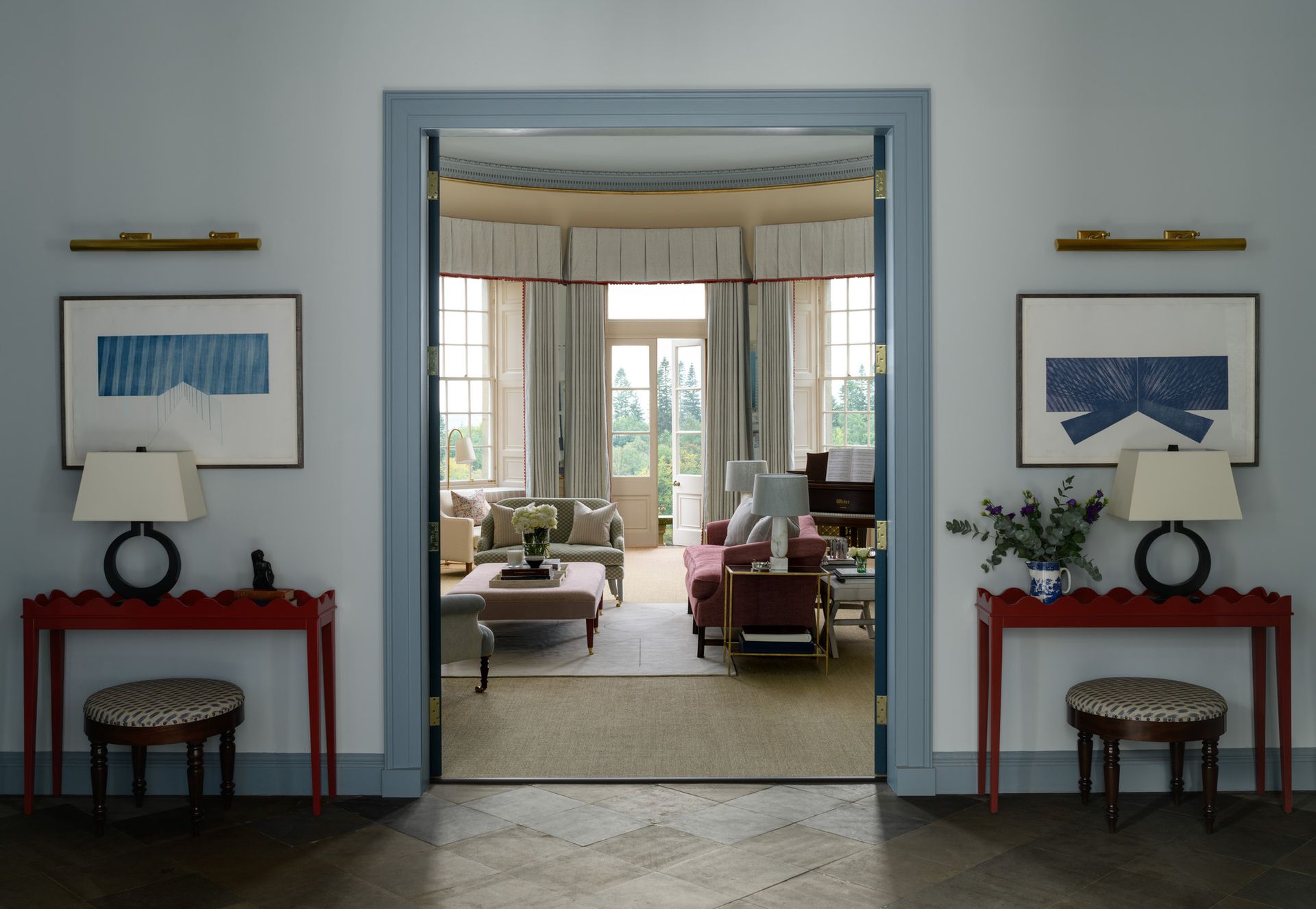 5 wall and trim color combos designers use to elevate rooms | Livingetc