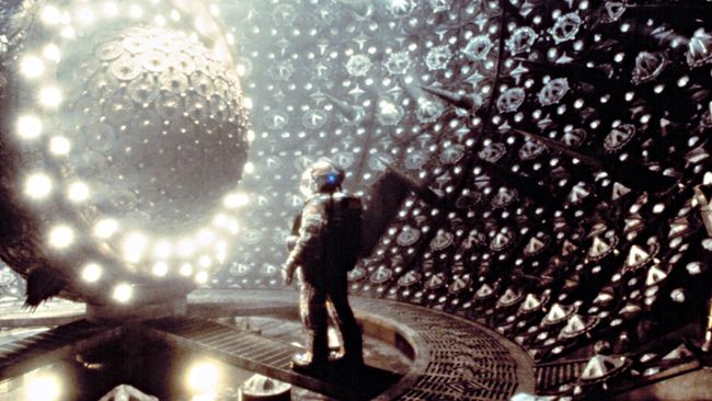 Event Horizon at 25: Director Paul W.S. Anderson on his cult film’s ...
