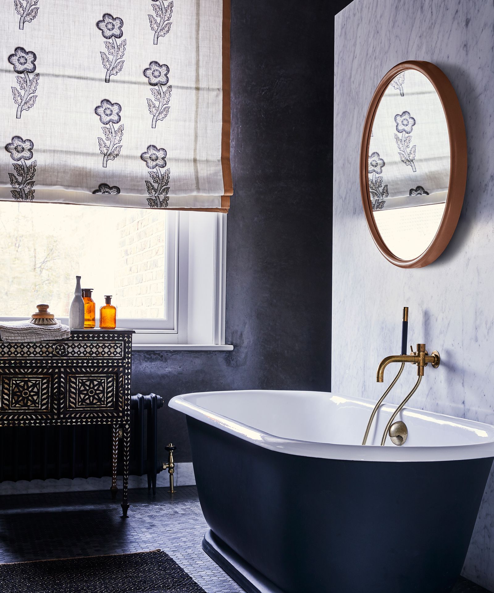 An expert guide to paint uPVC windows in a weekend | Homes and Gardens