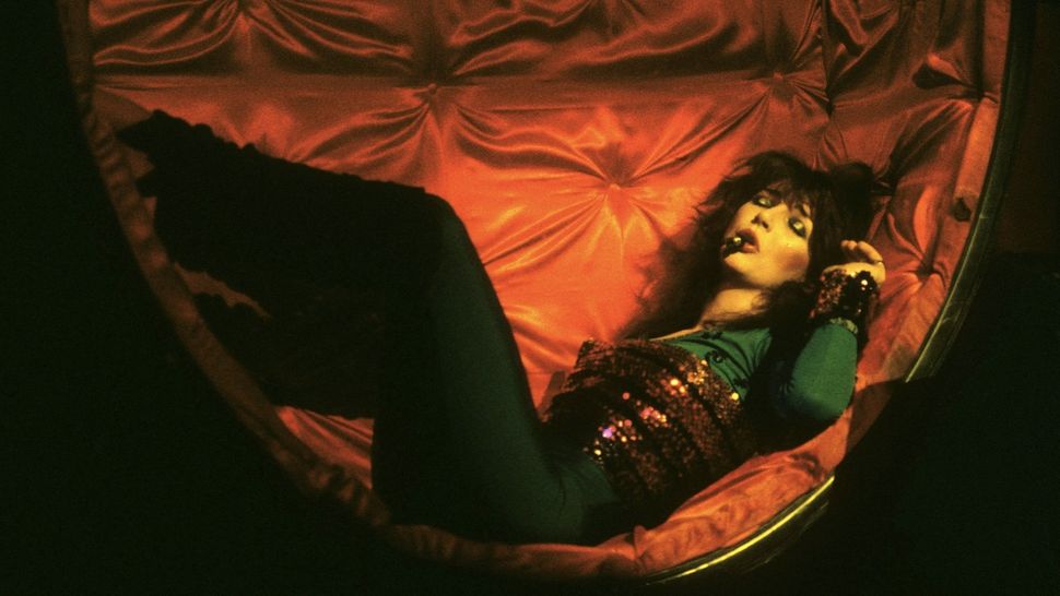 "It makes me just want to die!" The Kate Bush song that makes Kate Bush ...