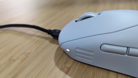 Alienware Pro Wireless Gaming Mouse review: Did a wizard design this ...