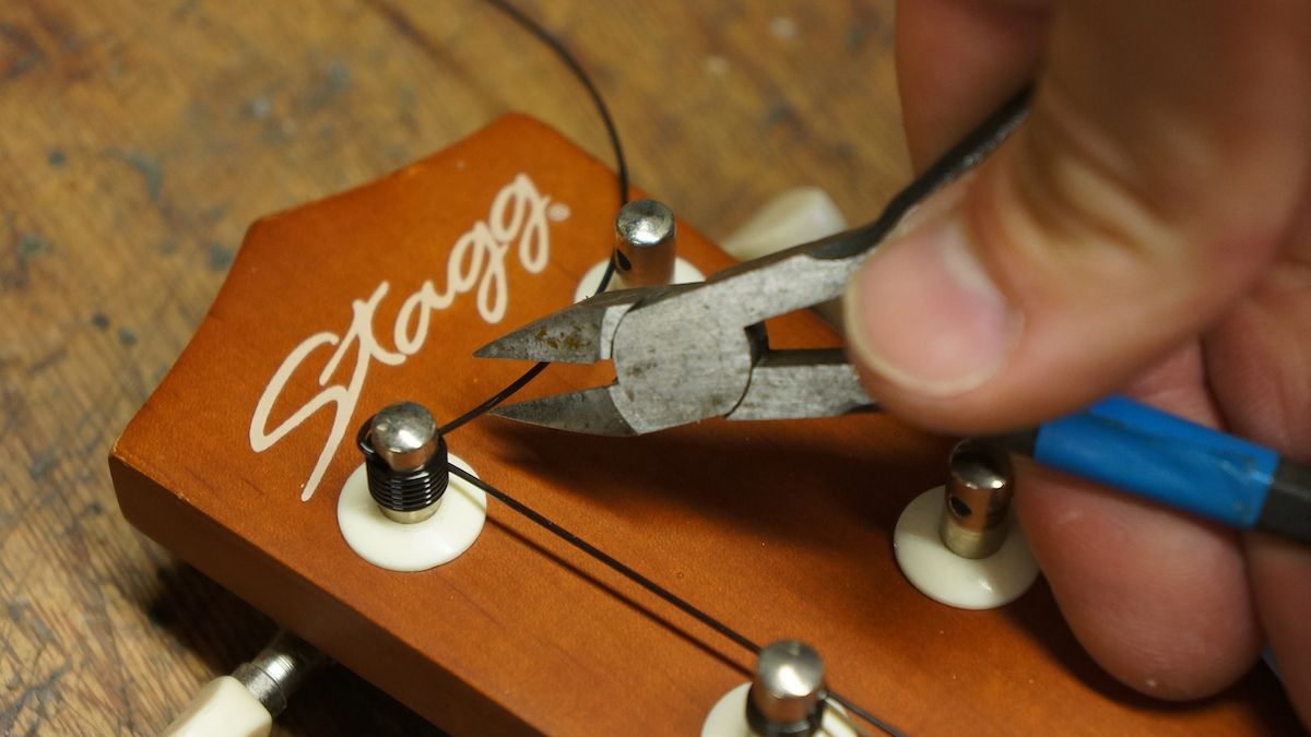 How to restring a ukulele in 14 easy steps | Guitar World