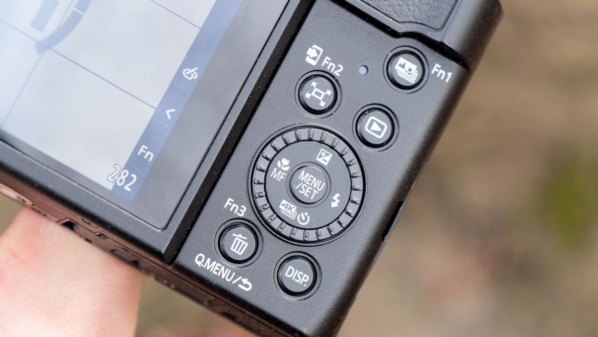 Panasonic Lumix ZS99 / TZ99 review: a 30x zoom pocket camera for your ...