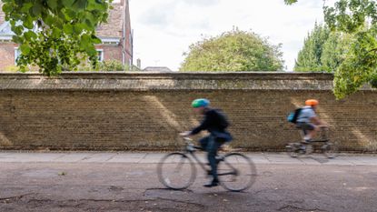 'Everyone gains when more people cycle' – study shows bike commuting ...