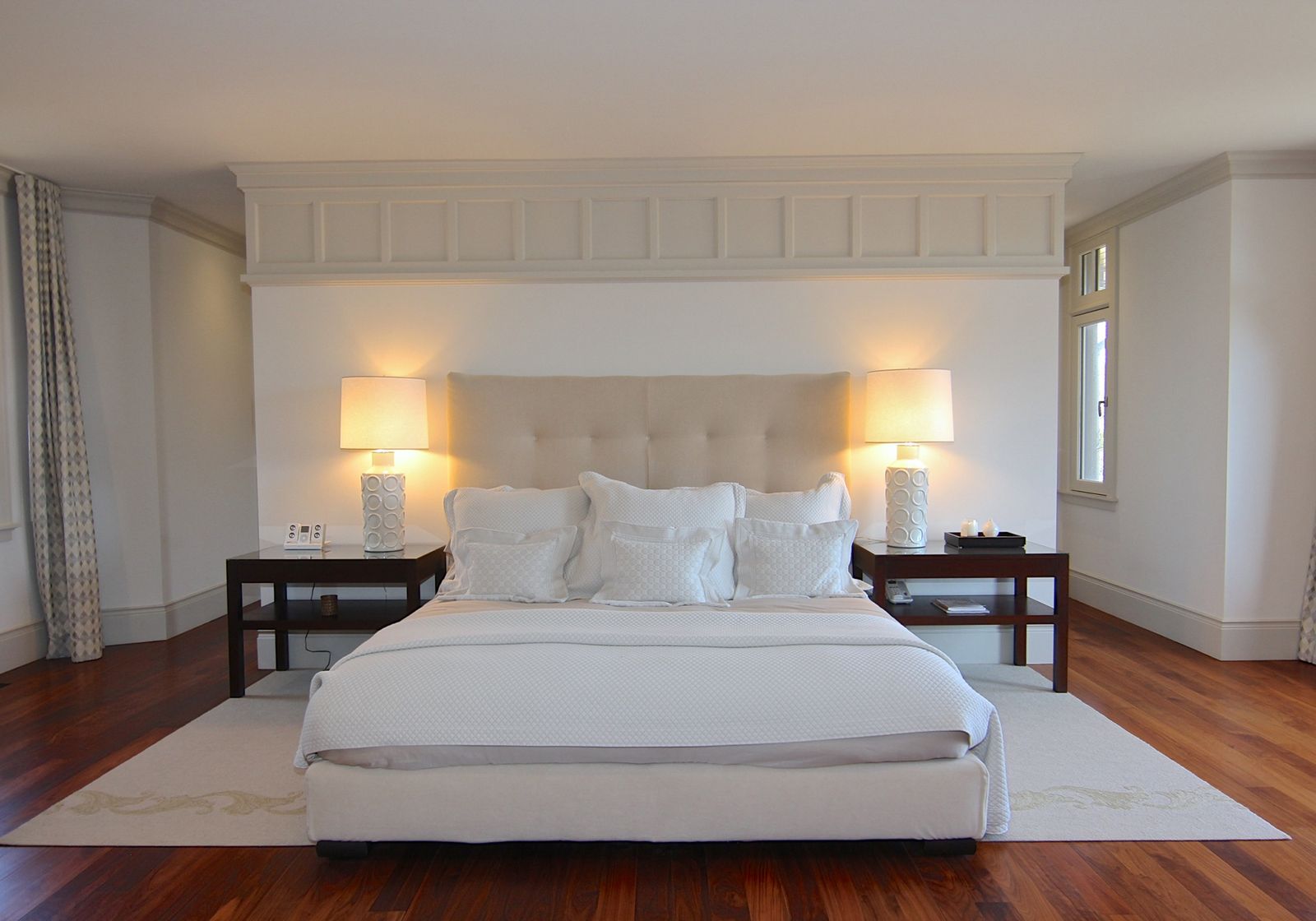 Inside Barack and Michelle Obama's Martha's Vineyard home | Homes and ...
