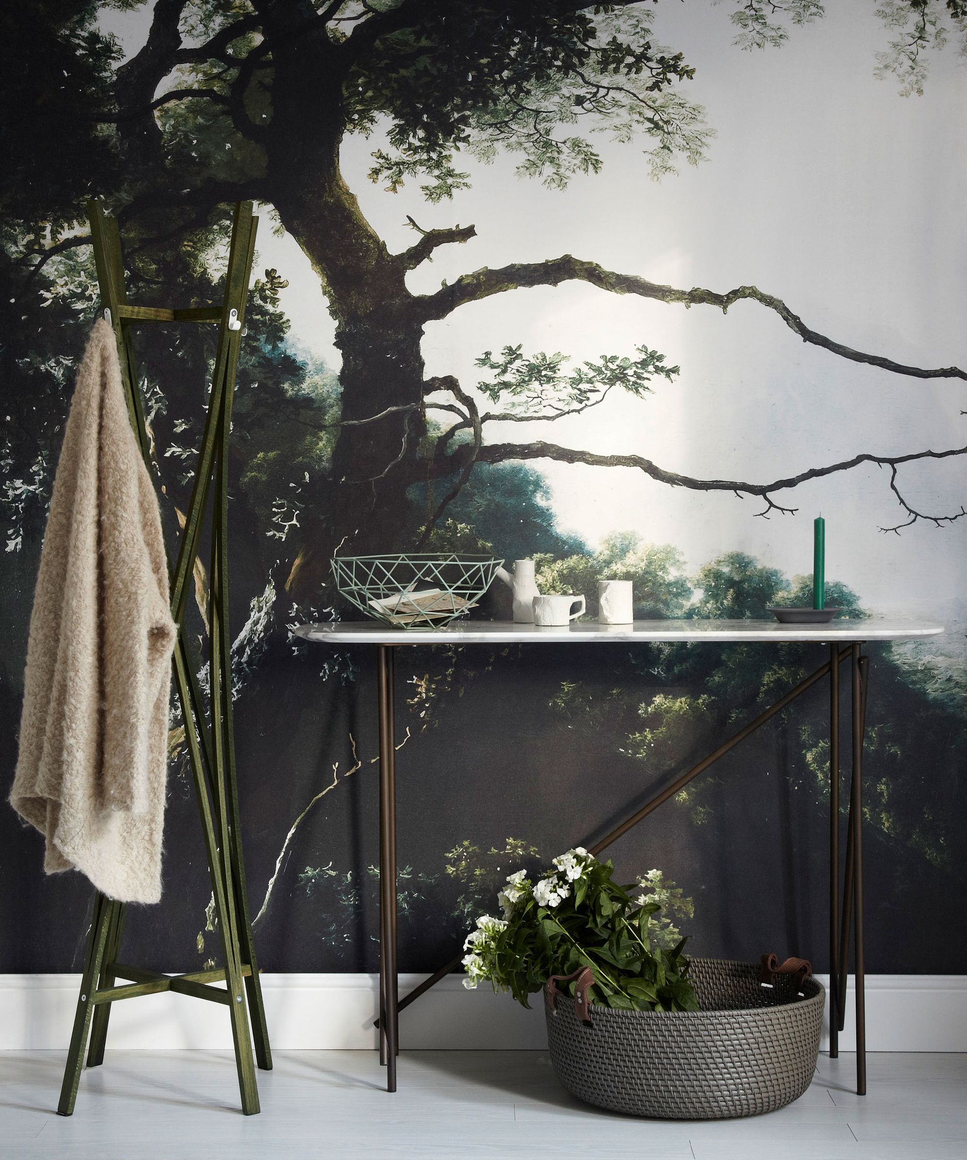 Green hallway ideas: 10 designs for a refreshing, natural space | Homes ...