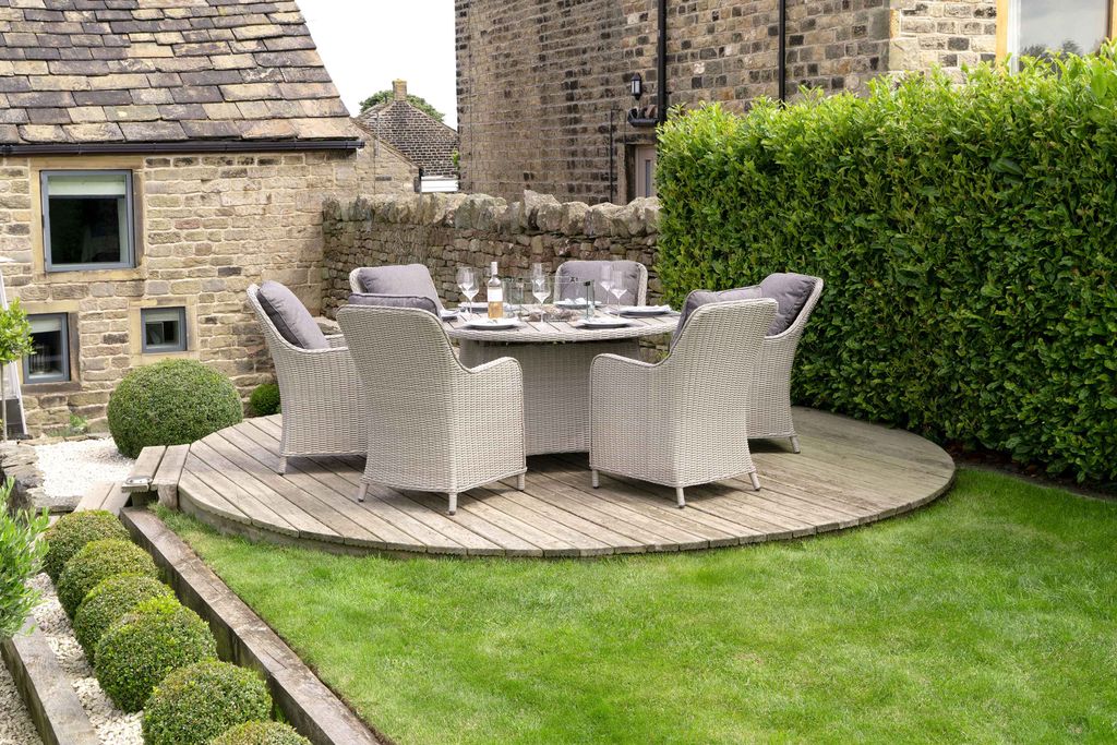 Small deck ideas: 14 stylish ways to optimize less-than-large decking ...