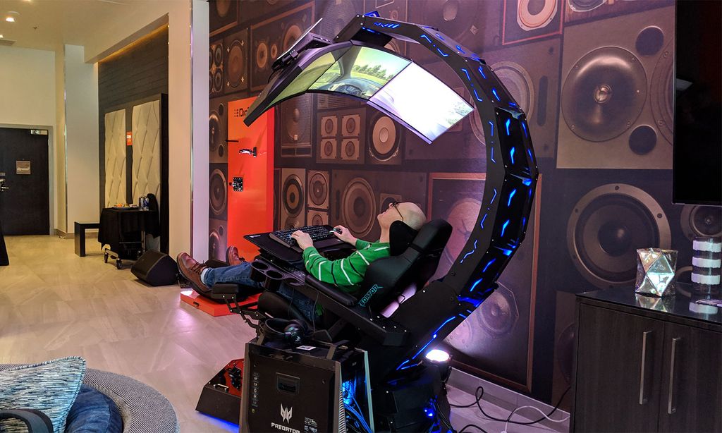 I Felt Like a King in Acer's $10,000 Thronos Battlestation | Tom's Hardware