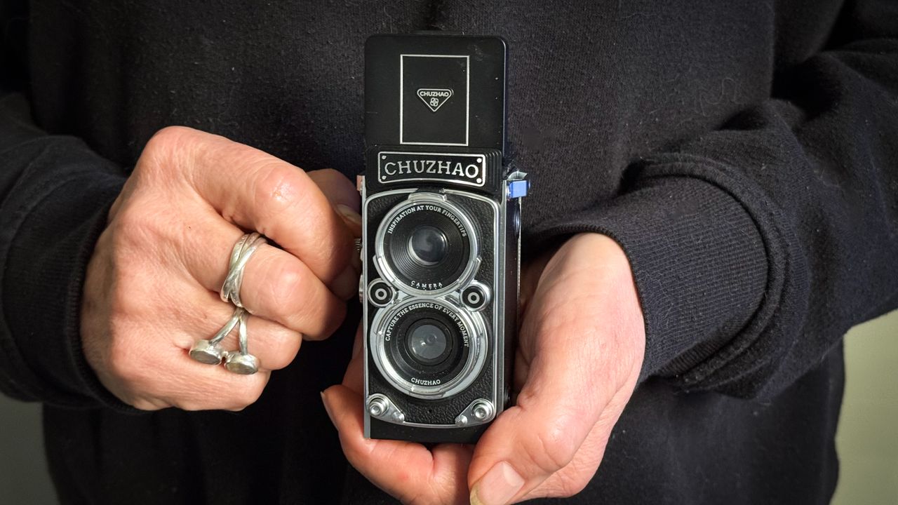Chuzhao Digital Camera review: a tiny toy camera that…