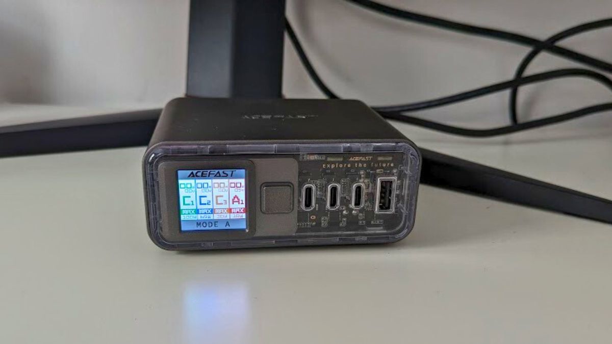 AceFast Z4 218W desktop power station review: a stylish solution for ...