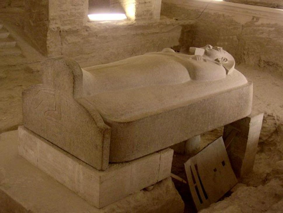 Fit for a King: Largest Egyptian Sarcophagus Identified | Live Science