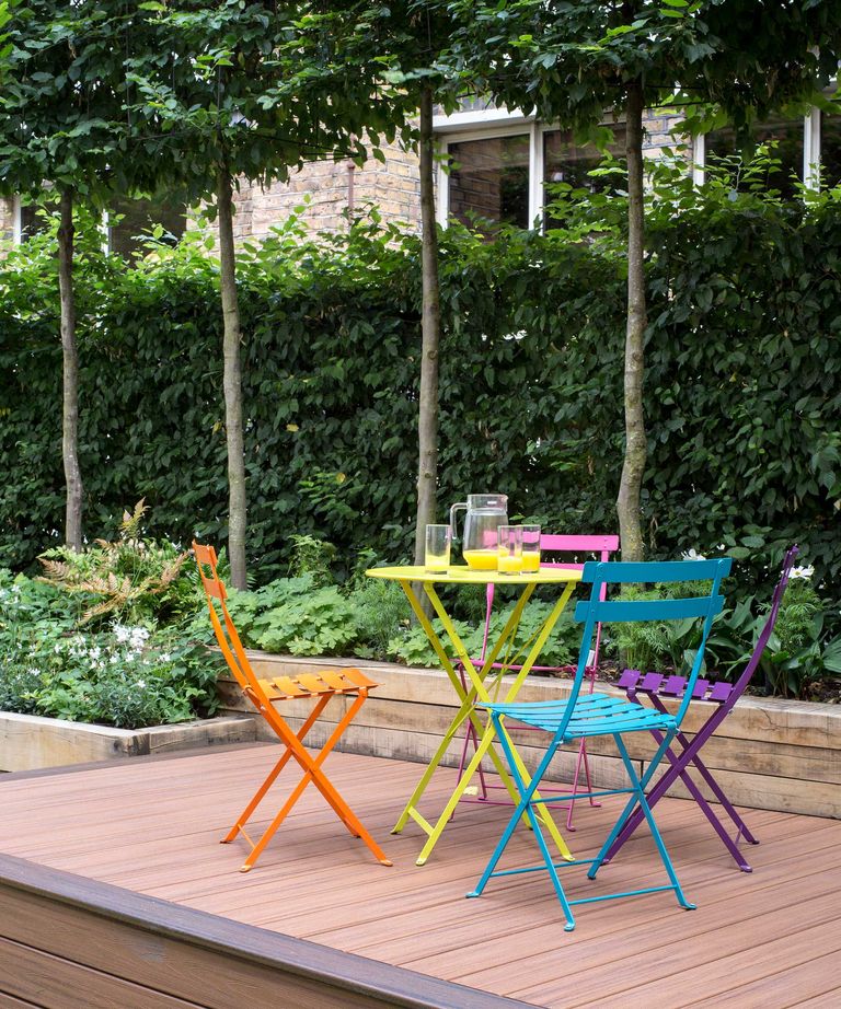 Cheap decking ideas: 10 affordable looks for a decked space | Gardeningetc