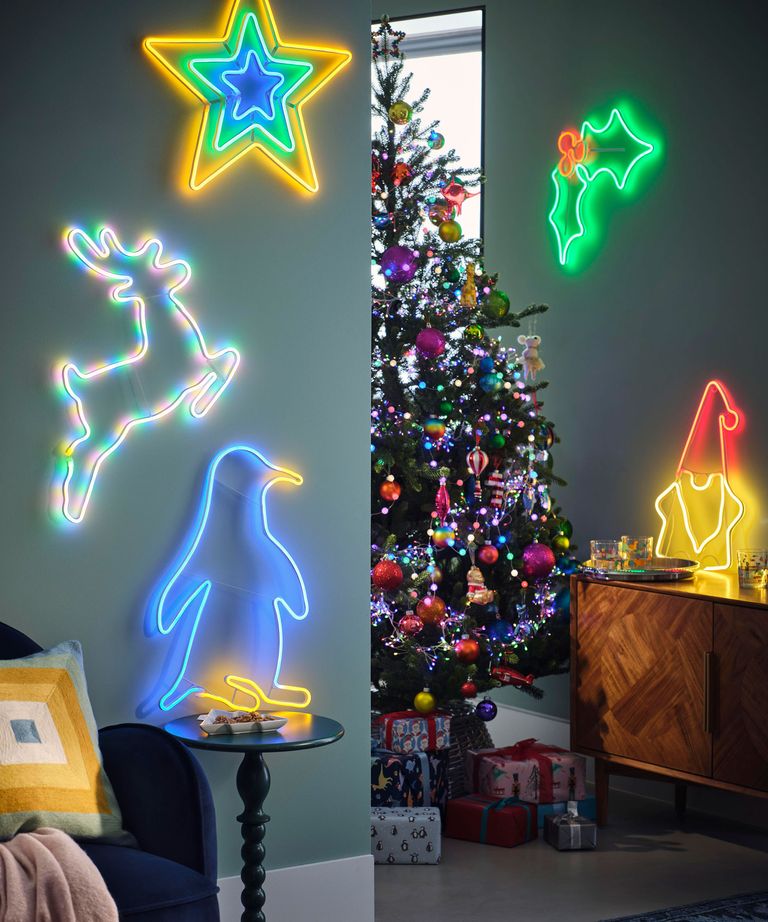 15 Christmas wall decor ideas to add a festive flourish to every space ...