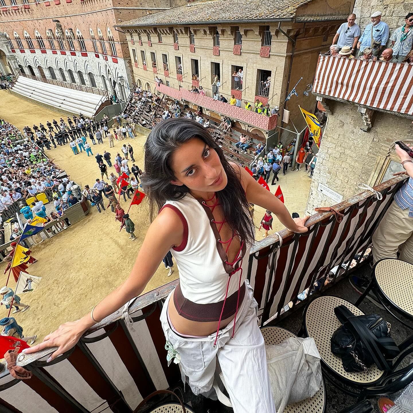 What to Wear to a Football Game: 9 Outfit Ideas | Who What Wear