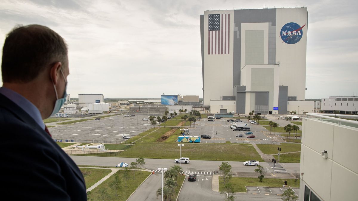NASA and SpaceX eye weather for historic Demo-2 astronaut launch ...