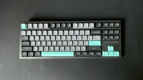 Epomaker x Feker Galaxy 80 keyboard review: It's sturdy, pillowy, and ...