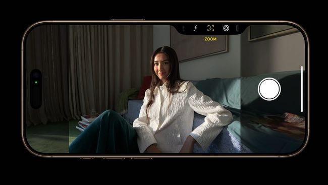 iPhone 16 Pro Max: a new button, improved cameras, a bigger screen, and ...