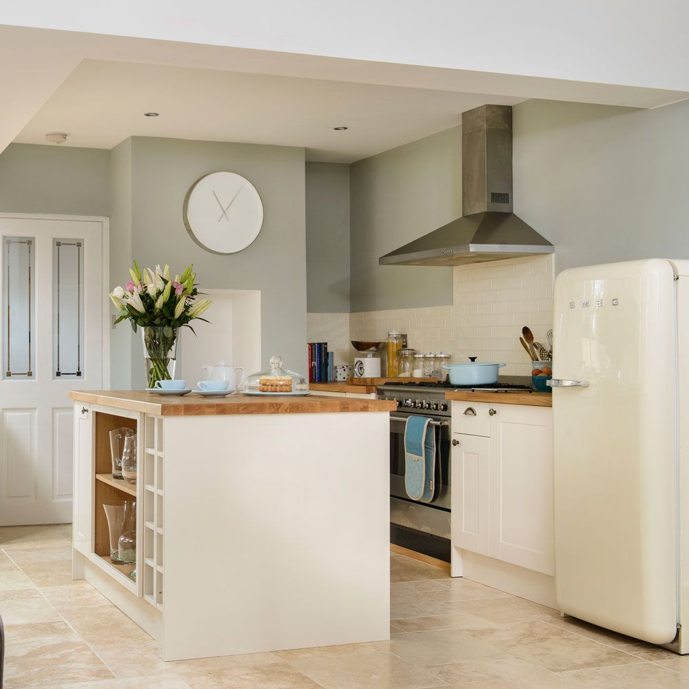 Cream kitchen ideas in timeless shades from hessian white to ecru ...