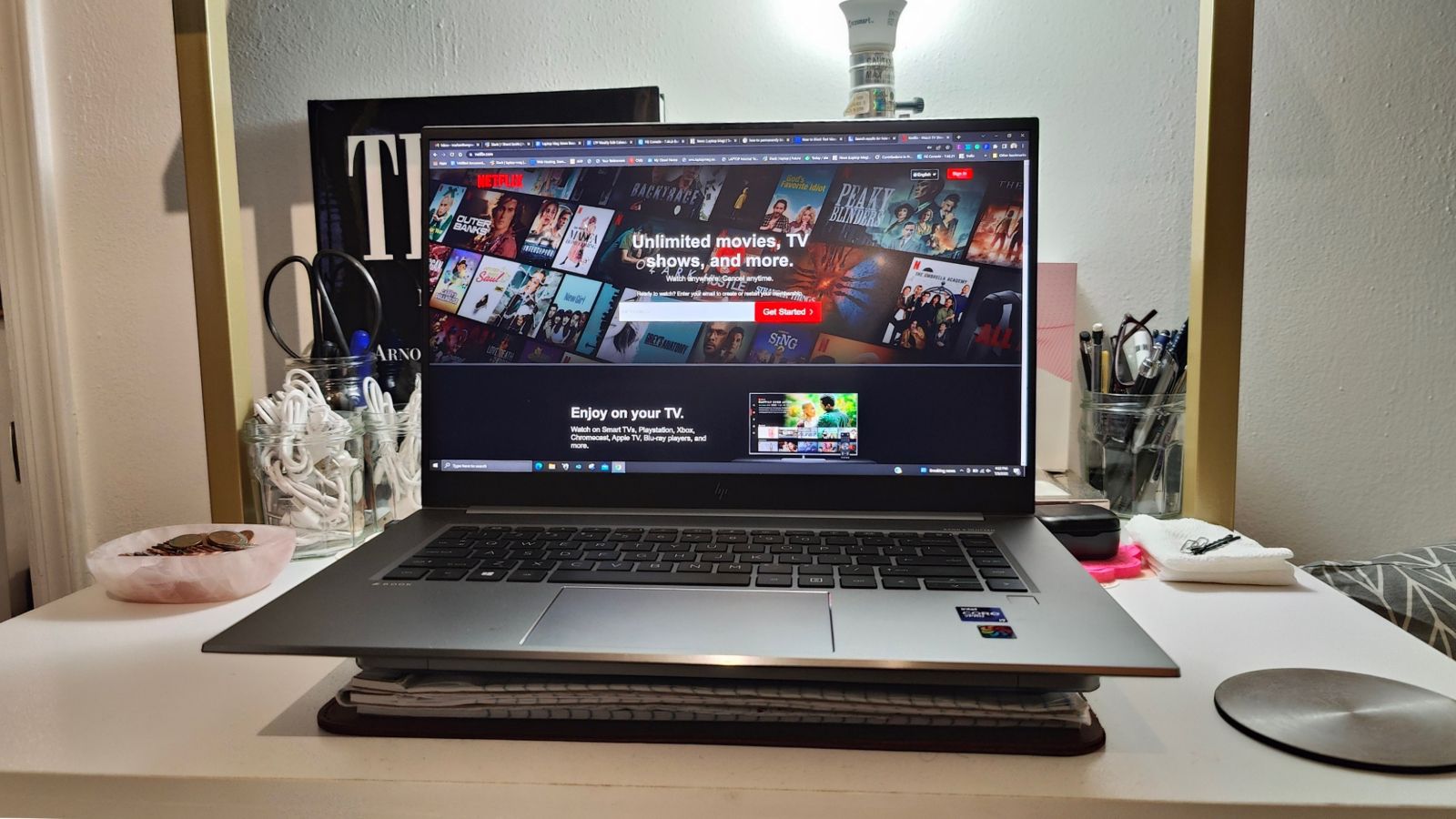 How to change your Netflix location to watch different shows and movies ...