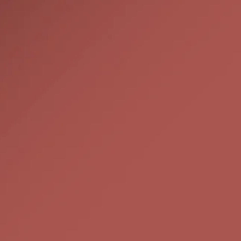 How This Living Room's Unexpected Colors Come Together