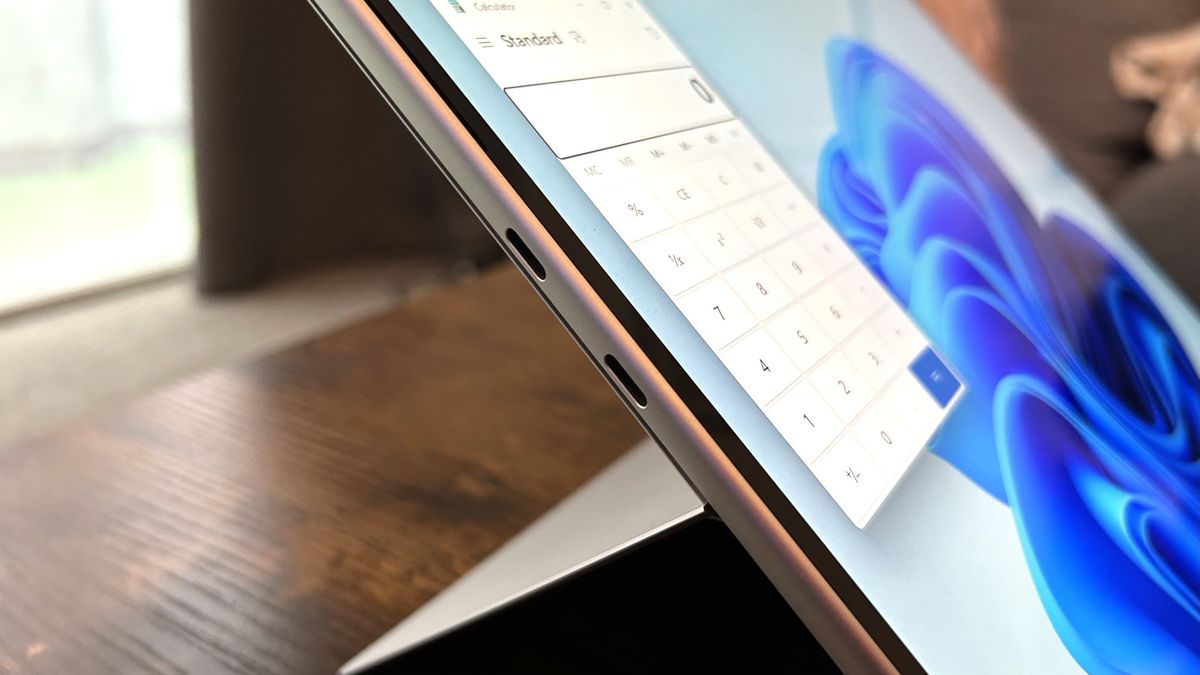 Dell XPS 13 2-in-1 (9315) vs. Surface Pro 9: Which premium Windows ...