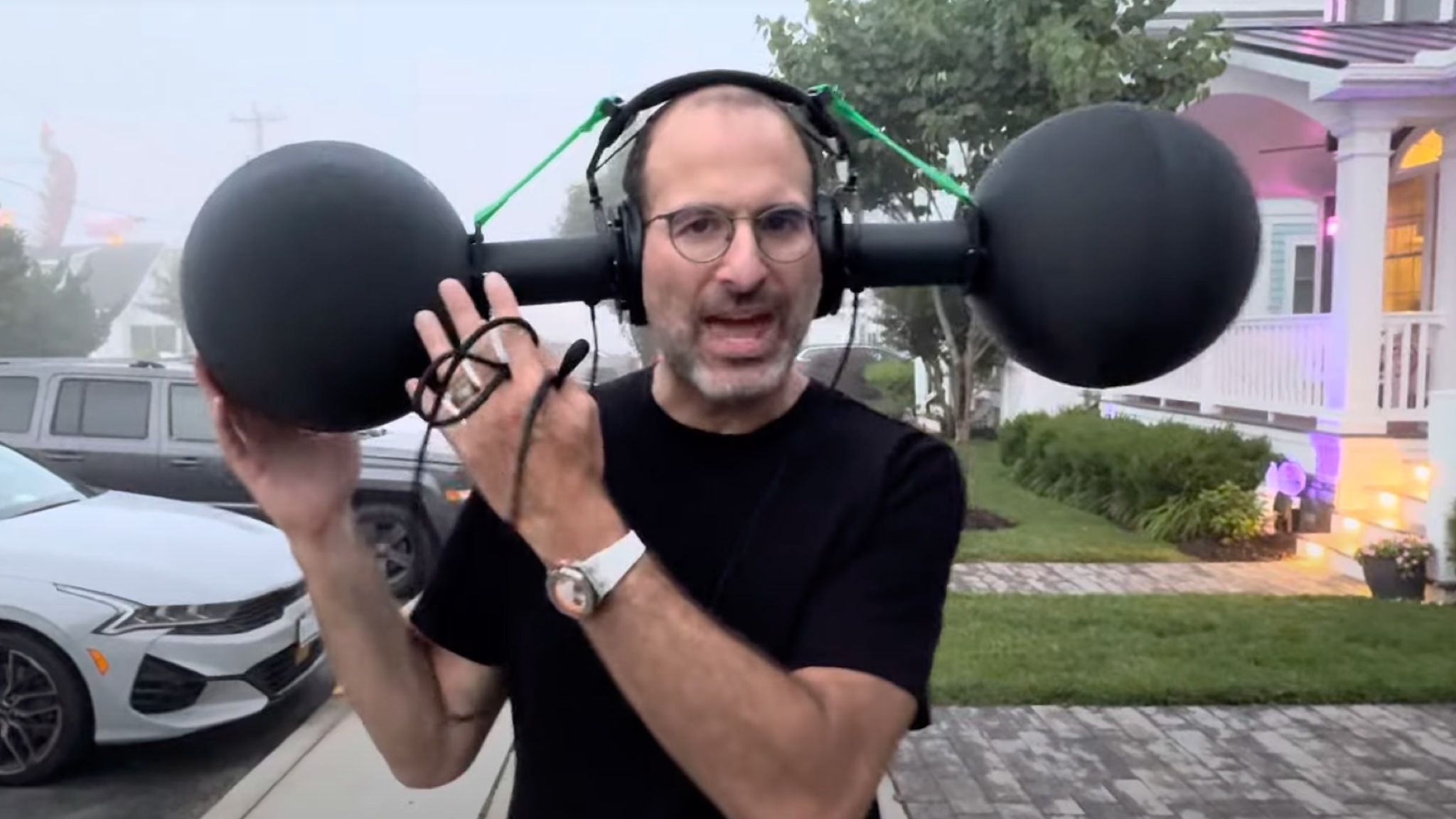 These custom headphones promise mind-blowing bass, as long as you don't ...