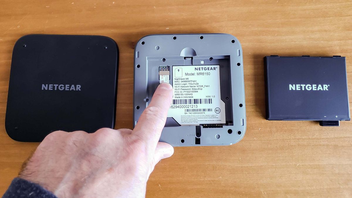 Netgear Nighthawk M6 Mobile Hotspot review | Tom's Guide