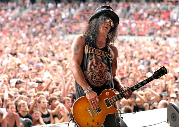 Seven Ways to Nail Down Slash's Greasy, Slithery Style | Guitar World