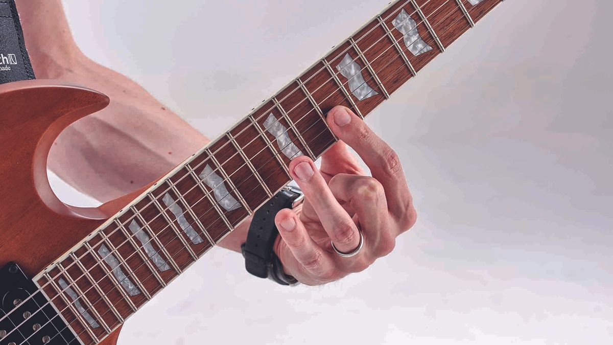 Play smoother guitar solos with these two legato exercises | MusicRadar