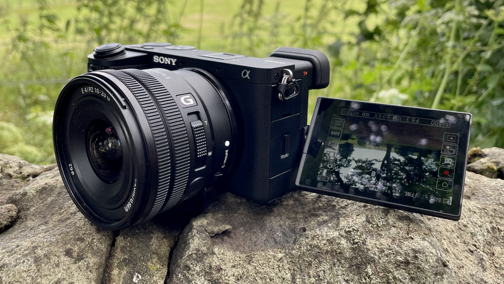 Sony A6700 review: top-spec autofocus in compact packaging | TechRadar